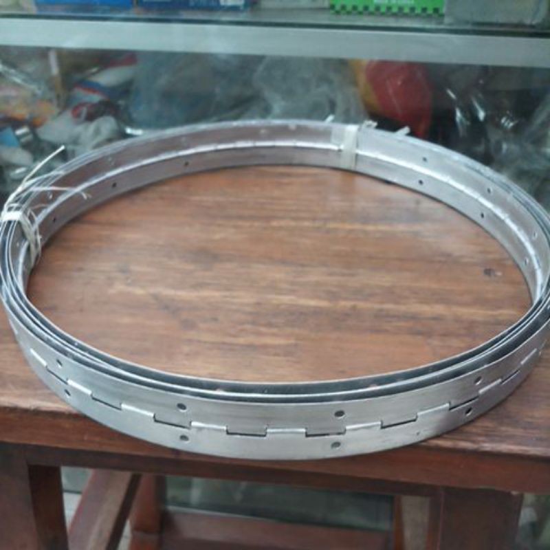 Jual Engsel meteran 3.5 meter engsel panjang. engsel piano. engsel ...