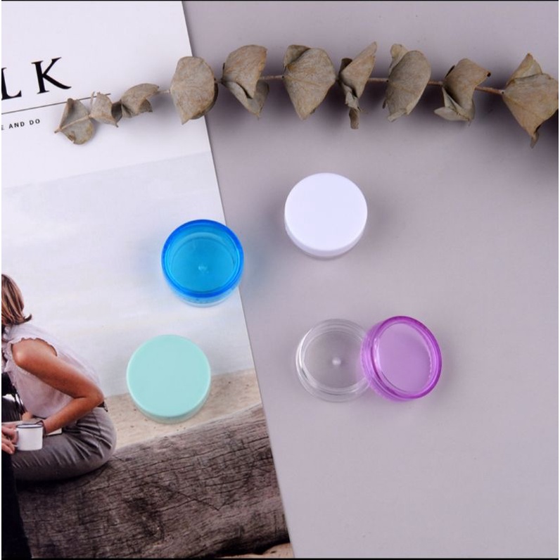 Jual 10 pcs Wadah Cream 5g Pot Jar Cream 5g Bulat /isi 10 pcs | Shopee ...