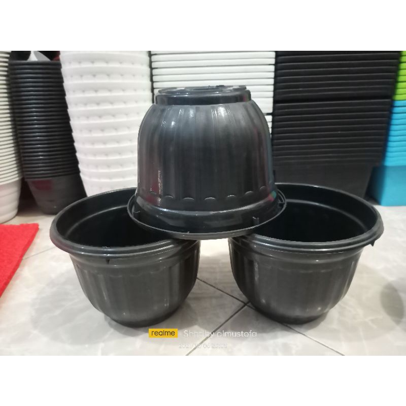 Jual Pot matahari hitam 25 / pot bunga / pota tanaman / pot murah ...