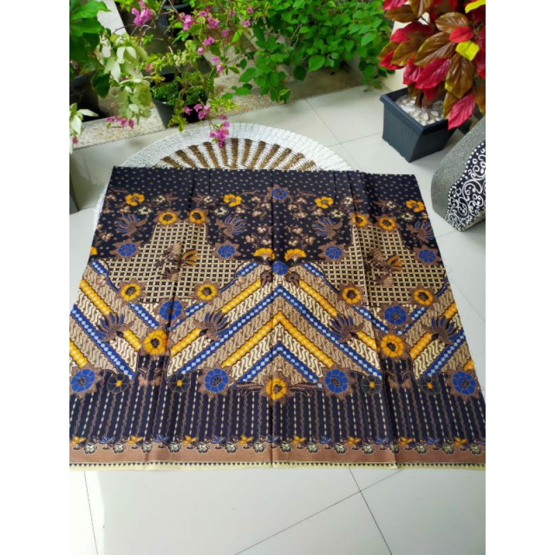 Jual batik solo motif Gunungan.. | Shopee Indonesia