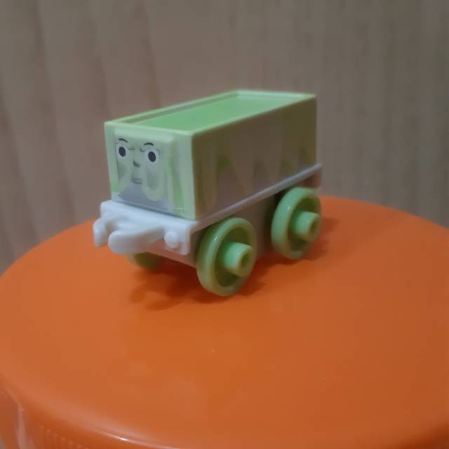 Jual Thomas Minis - Monster Troublesome Truck | Shopee Indonesia