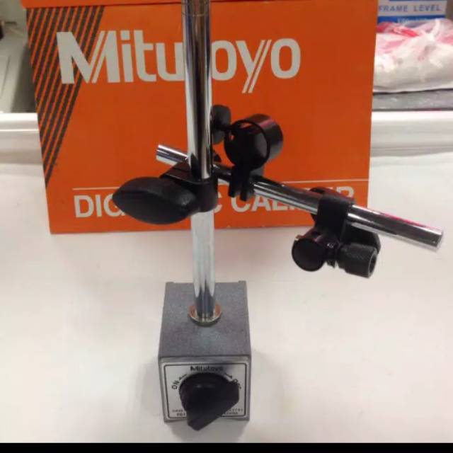 Jual Dudukan Dial Indicator Mitutoyo 7010S-10 Magnetic Stand | Shopee Indonesia