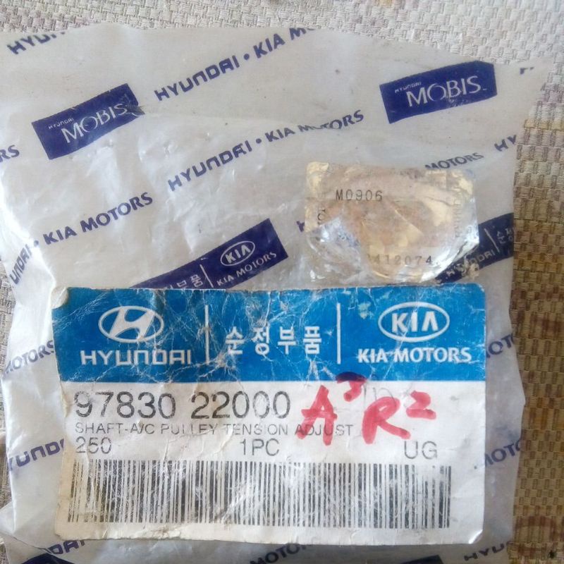 Jual Dop AC /Shaft AC pully tension hyundai accent/matrik/get/Tucson ...