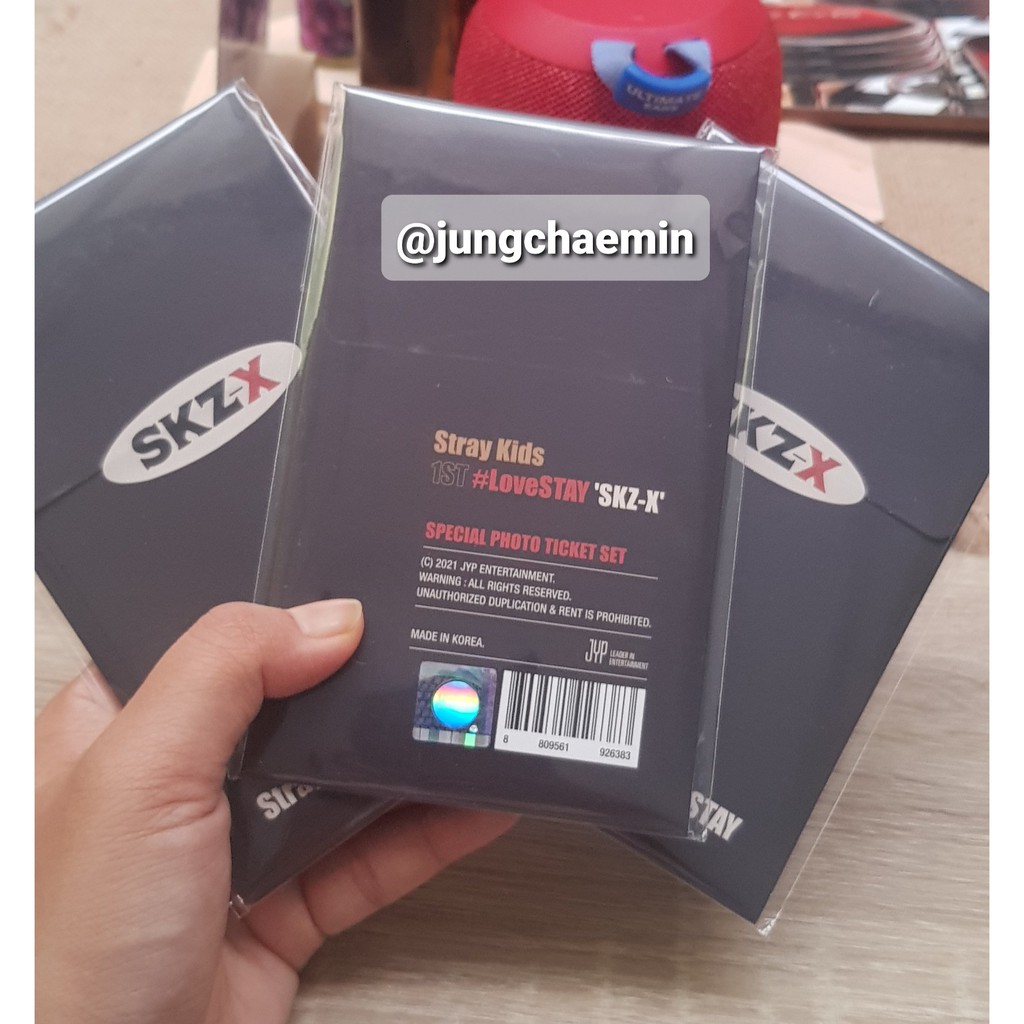 Jual STRAY KIDS FAN MEETING SKZ_X LOVE STAY OFFICIAL MERCH | Shopee ...