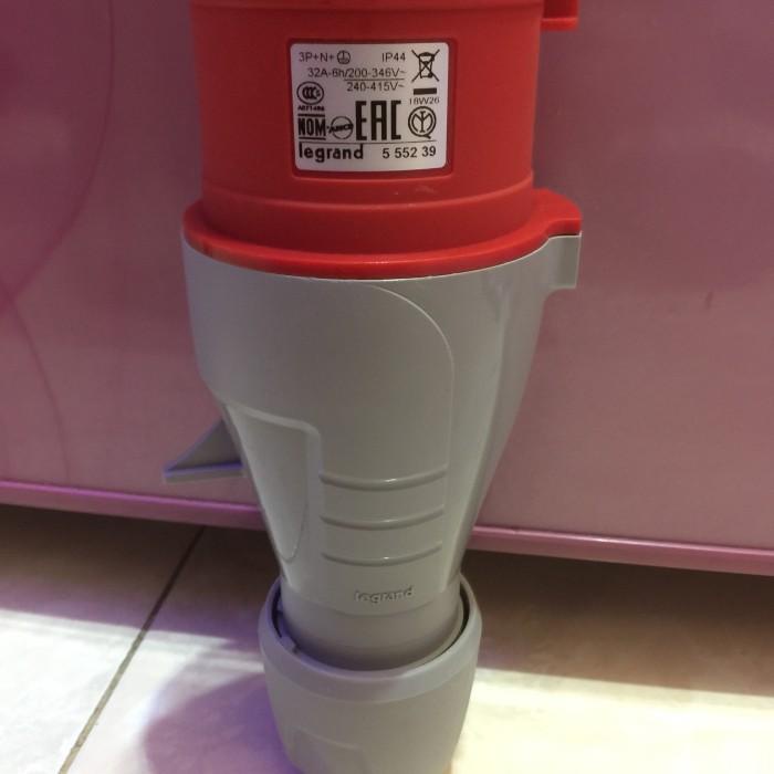 Jual Legrand 5 Pin 32a Surface Mounting Plug 555239 3p+N+E Ip44 380 ...