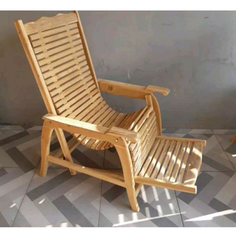 Jual kursi malas / kursi goyang / kursi santai / kursi malas jati ...