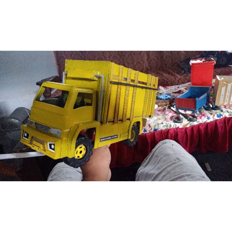 Jual Miniatur Truk Canter Kuning | Shopee Indonesia