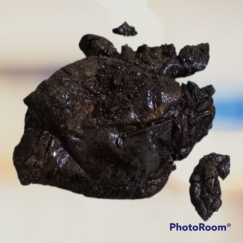 Jual GETAH / RESIN MURNI / DUPA ALAMI KAYU GAHARU BUAYA 100 gr | Shopee ...