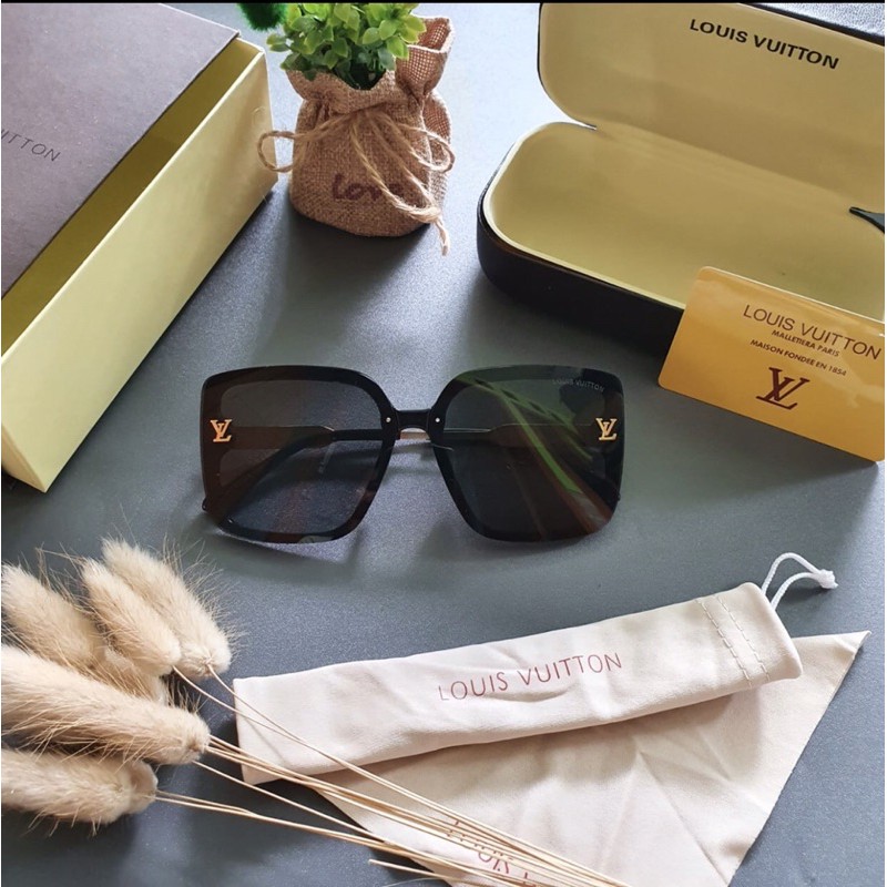 Jual KACAMATA SUNGLASSES WANITA LOUIS VUITTON LV 2029 PREMIUM FULLSET ...