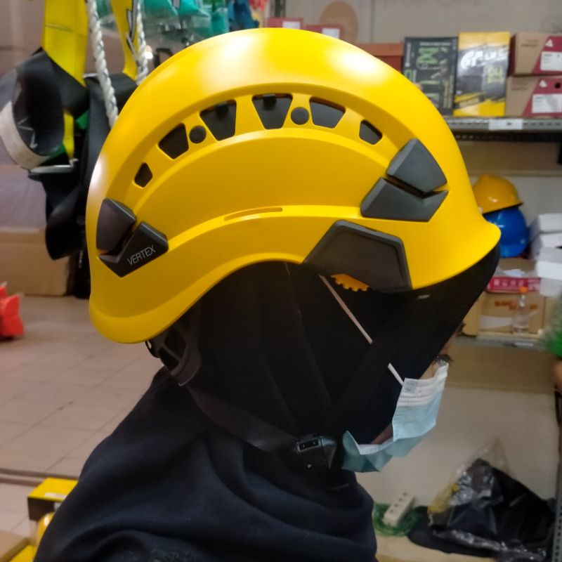 Jual petzl vertex vent helmet / helm celimbing kuning original pezl ...