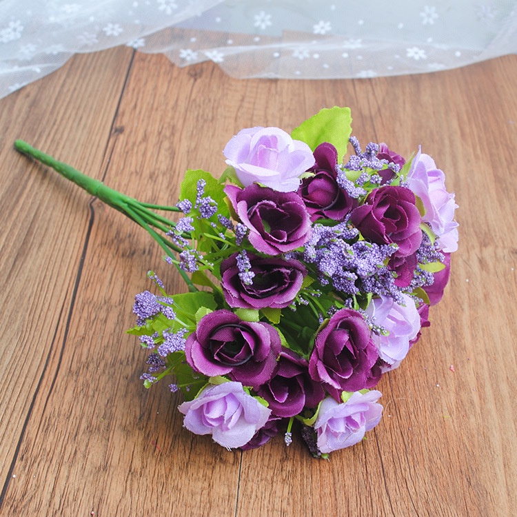 Jual [NEW] Buket Bunga Mawar Rose Mini Flower Daisy Bunga Kuncup Buket ...