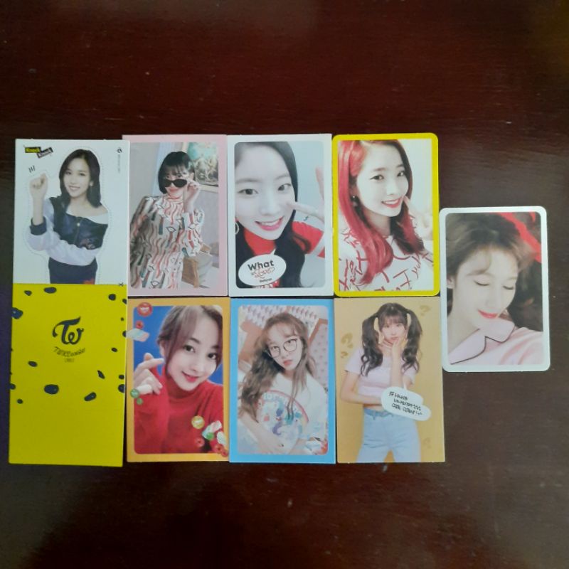 Jual PC & Standee TWICE Nayeon, Mina, Jihyo, Momo, Dahyun, Sana ...