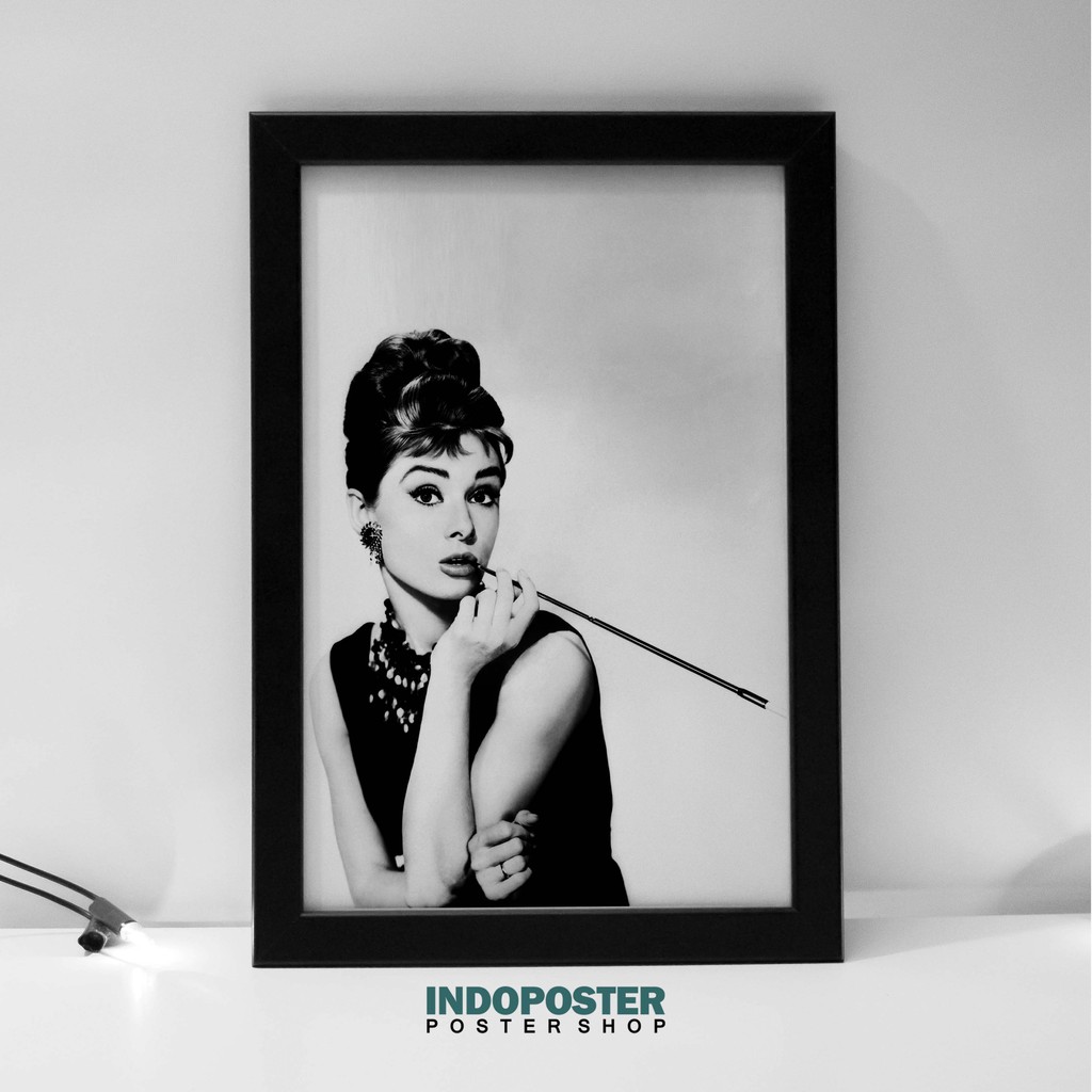 Jual Poster Vintage Retro Jadul Audrey Hepburn | Shopee Indonesia