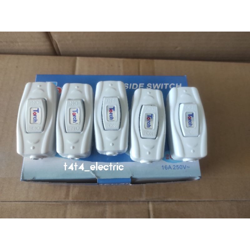 Jual SAKLAR GANTUNG PUTIH JUMBO MERK TORCH ( 2 LUBANG ), HARGA PER PCS ...