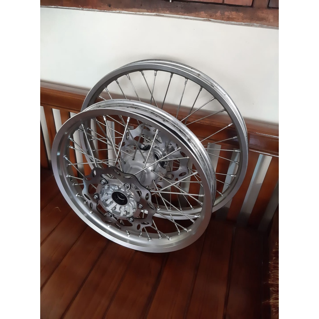 Jual WHEELSET VELG SET ORI COPOTAN YAMAHA WR155 TANPA BAN VELK SET ...