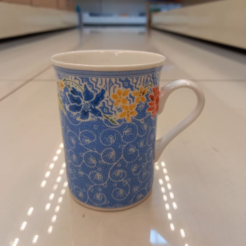 Jual MUG BRILIANT BATIK BIRU/ MUG CANTIK/ GELAS KERAMIK | Shopee Indonesia