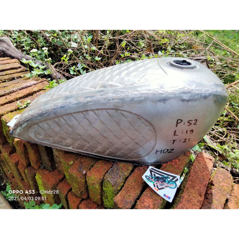 Jual Tangki Custom Harley Tangki Custom Cobra Motif Tangki Mentah ...