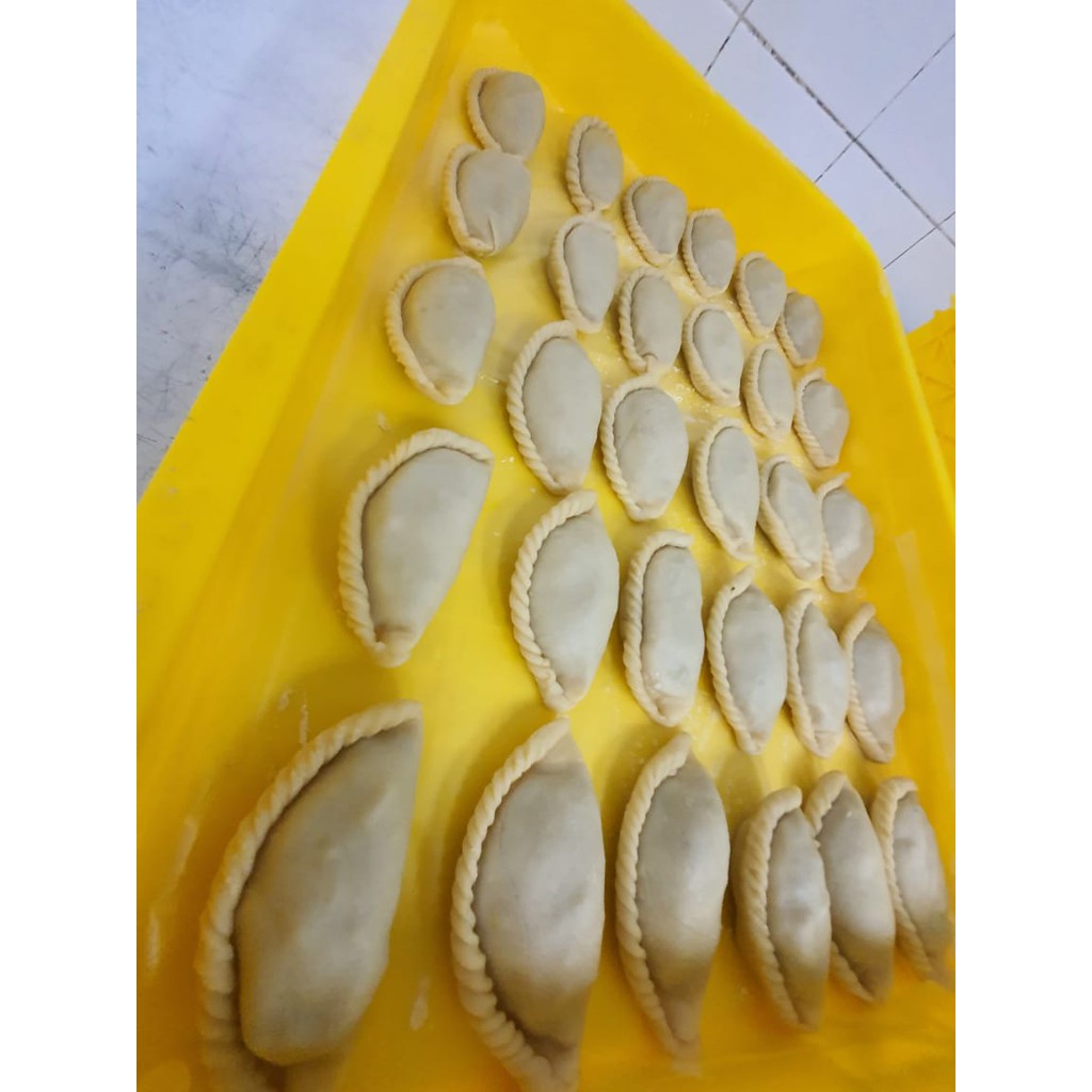 Jual CURRY PUFF/PASTEL FROZEN/DIMSUM FROZEN- HALAL 100% 1 KOTAK ISI 5 ...