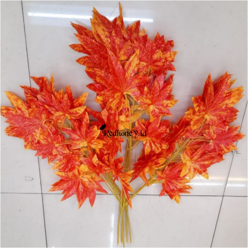Jual Daun Maple Artificial Motif Daun Panjang | Shopee Indonesia