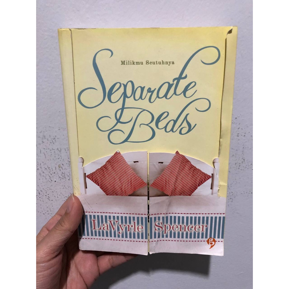 Jual Buku Novel Bacaan Original - LaVyrle Spencer - Separate Beds Books ...