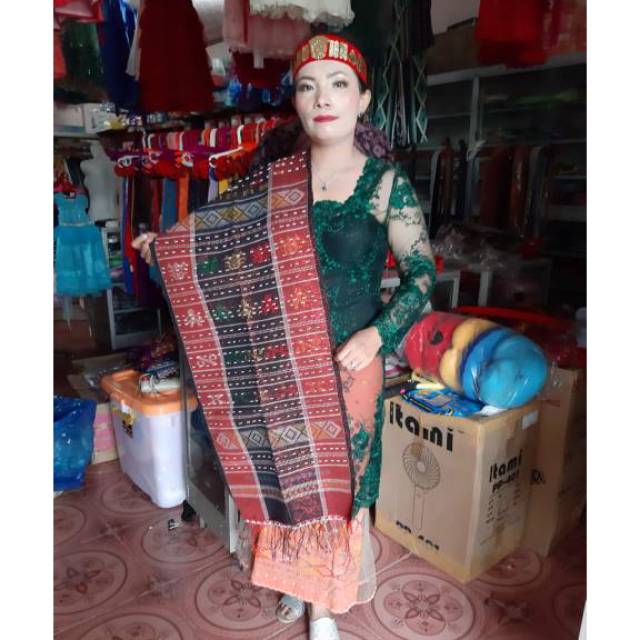 Jual BANYAK WARNA SENGKA-SENGKA / HANDE-HANDE/ SELENDANG ULOS SADUM TENUN ETNIK BATAK | Shopee ...