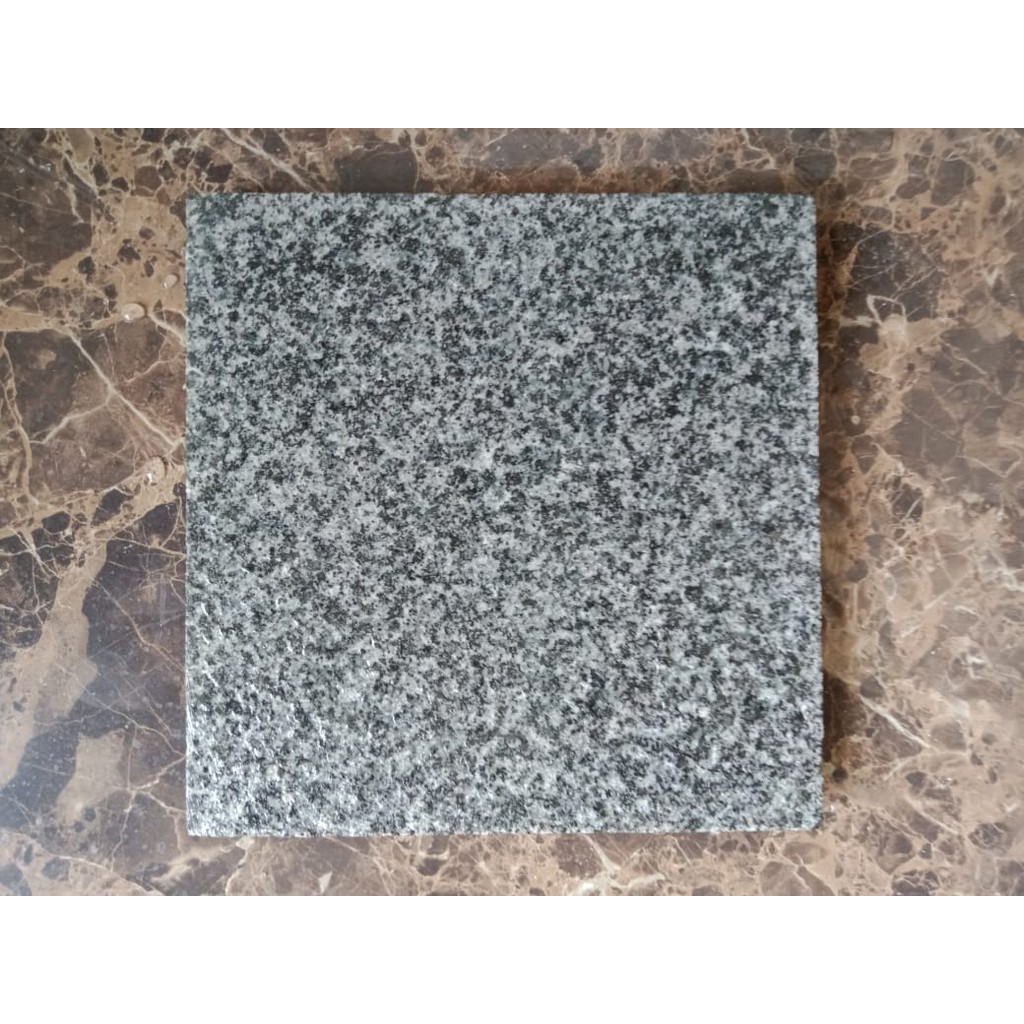 Jual BATU ALAM BASALTO BINTIK HITAM 20x20 Cm | Shopee Indonesia