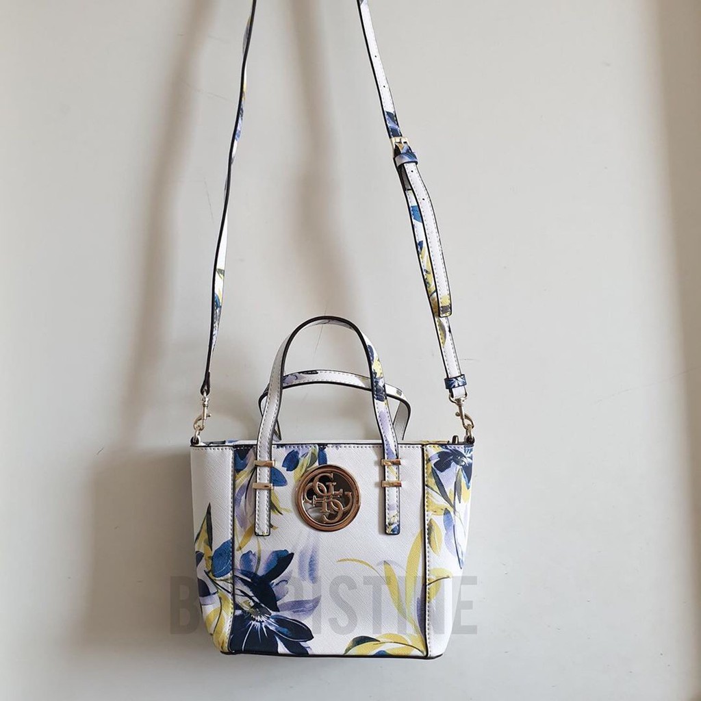 Jual Guess Open Road Mini | Shopee Indonesia