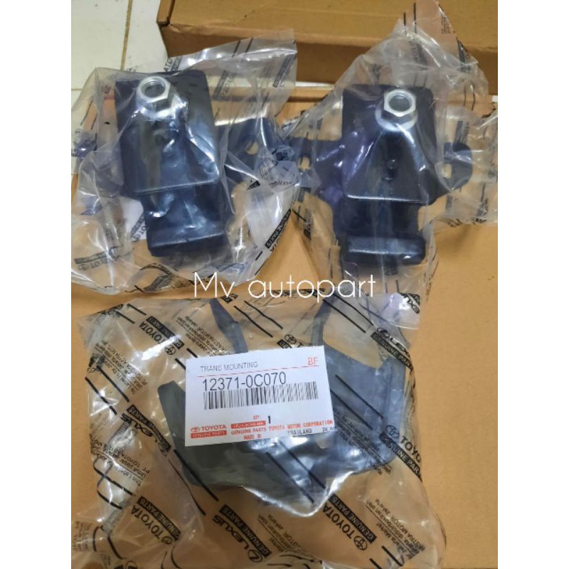 Jual Paket 3pc engine mounting + trans mounting Toyota Innova bensin ...