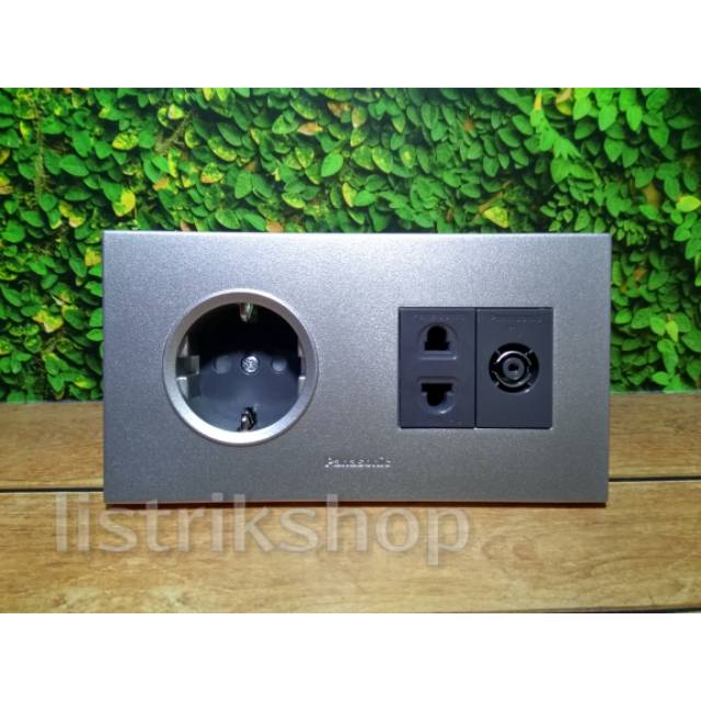 Jual Stop Kontak + Stop kontak universal & TV Panasonic Style Silver ...