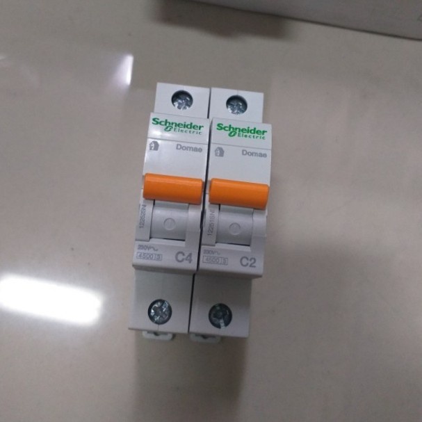 Jual MCB Schneider Domae 1 Phase 2A/4A | Shopee Indonesia