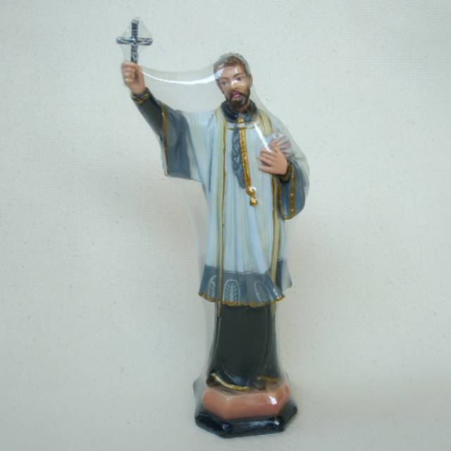 Jual Patung Santo Fransiskus Xaverius Memegang Salib 25cm - Devosi ...