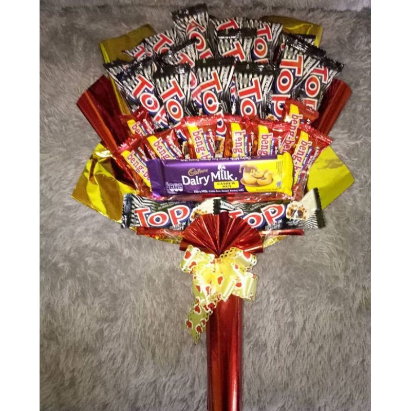 Jual Bucket snack untuk ultah atau wisuda | Shopee Indonesia