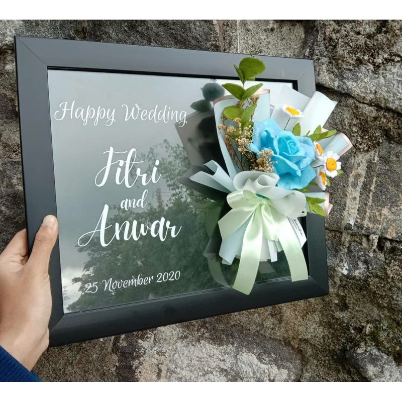 Jual Frame buket / kado wisuda, ultah, wedding, anniversary | Shopee ...