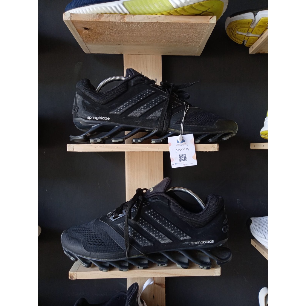 Jual Sepatu Adidas Second Original | Shopee Indonesia