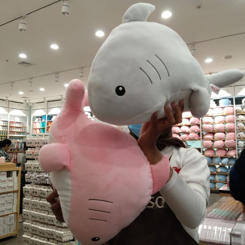 Jual Baby Shark Plush Toy • Boneka Baby shark Miniso | Shopee Indonesia