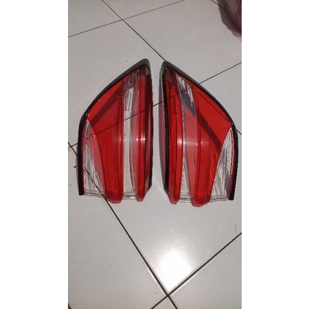 Jual Mika lampu belakang Stoplamp stop lamp fortuner new vrz original ...