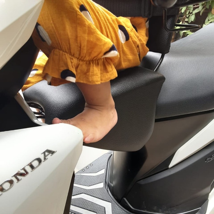 Jual ANAK-BONCENG-KURSI- JOK BONCENGAN ANAK PADA MOTOR VARIO 150 -KURSI ...