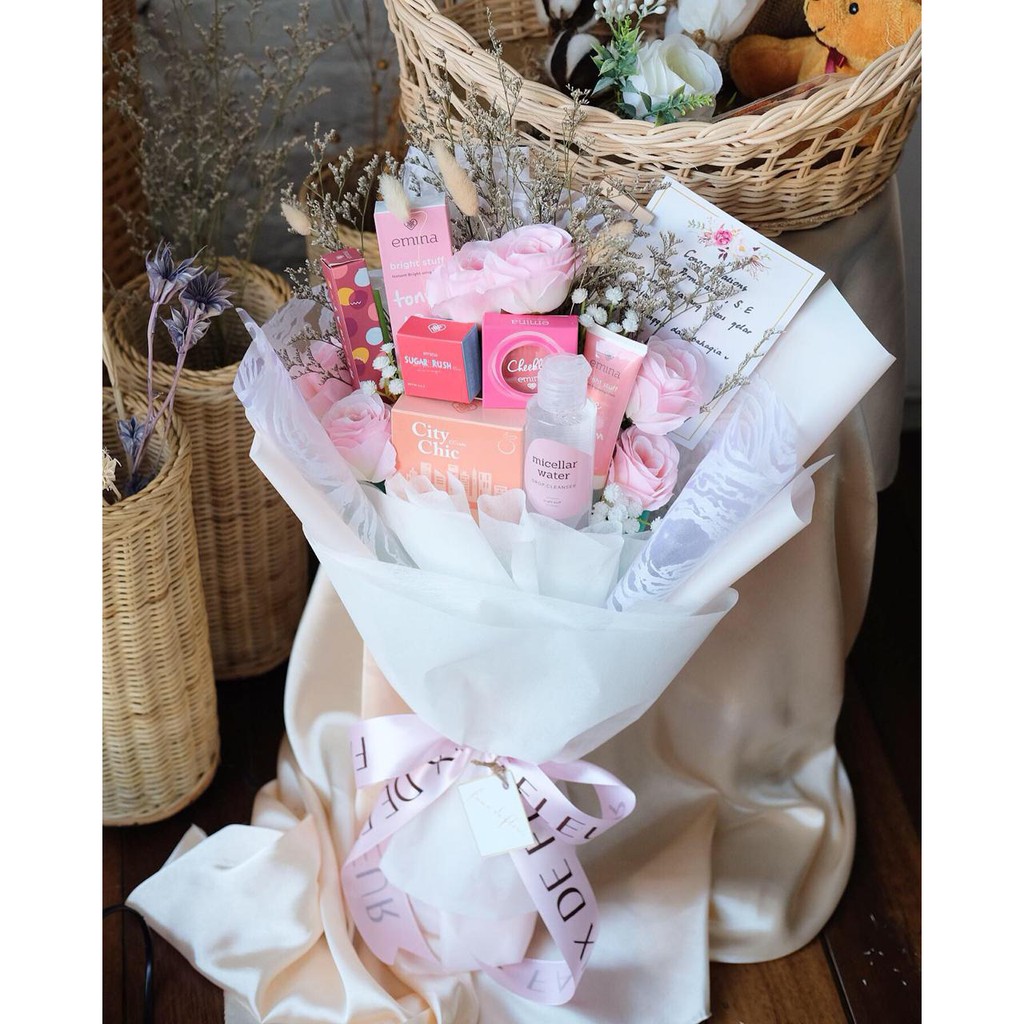 Jual buket makeup, buket bunga makeup, buket bunga, buket kado | Shopee ...