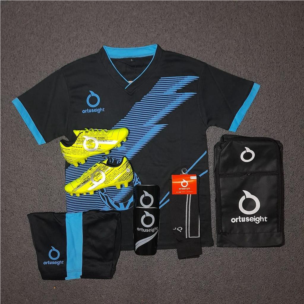 Jual PROMO SPECIAL GRATIS JERSEY TERBARU PAKET LENGKAP SEPATU BOLA ...