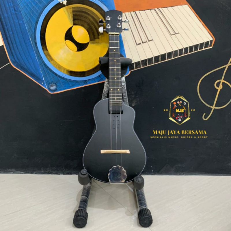 Jual UKULELE CAK CUK KENTRUNG BOBOKAN KERONCONG 1 SET ALAT MUSIK ...