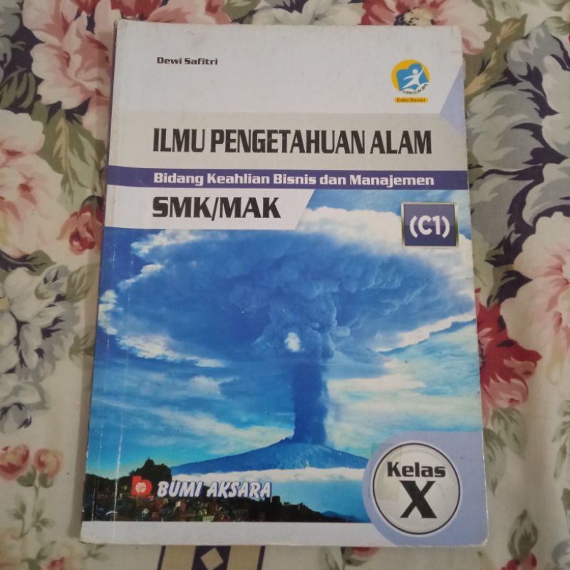 Jual Buku Ilmu Pengetahuan Alam IPA C1 SMK kelas 10 X Kurikulum 2013 Bumi Aksara | Shopee Indonesia