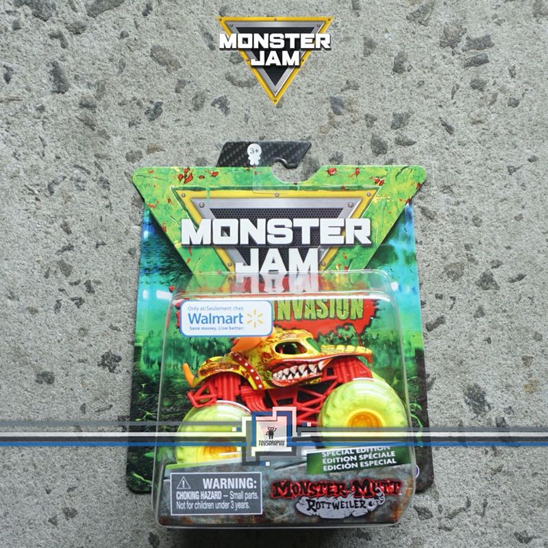Jual Monster Jam 1/64 Zombie Invasion MONSTER MUTT Rottweiler Exclusive ...