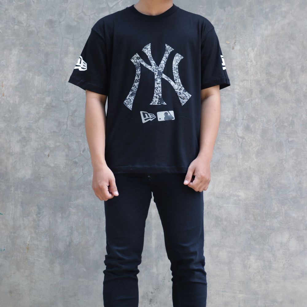 Jual NS Jaim Kaos MLB NY Monogram Mega-Logo Overfit T-Shirts Original ...