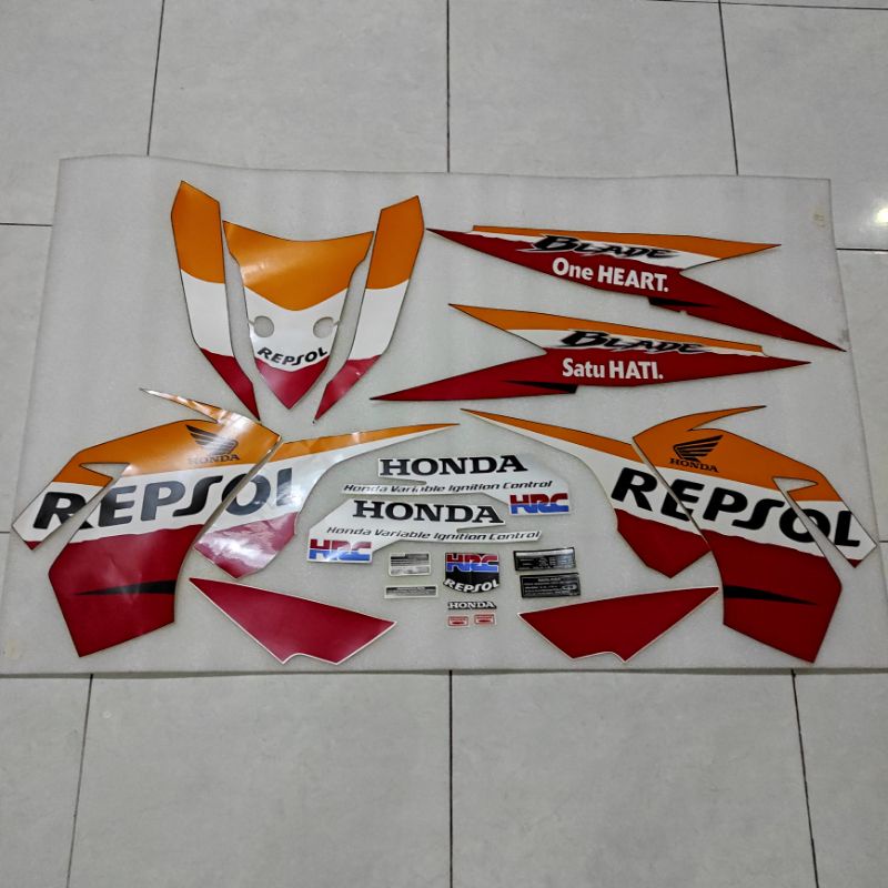 Jual Stiker stripping striping decal graphic polet Honda Blade 110 ...