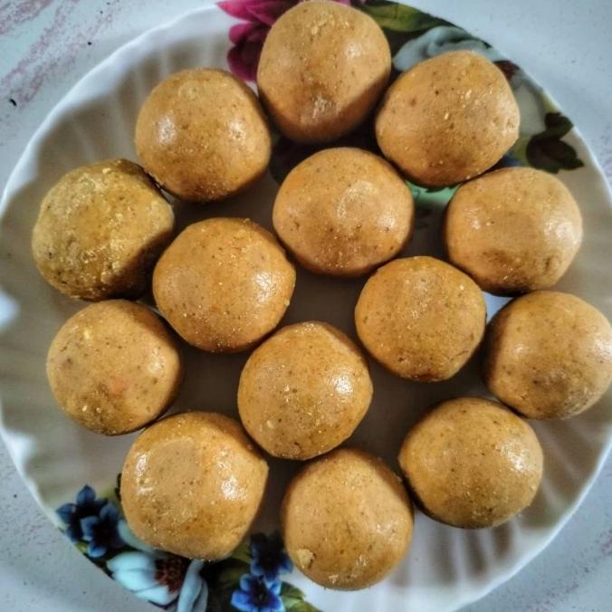 Jual Buruan serbu] Manisan India Besan Laddu 500gr / Manisan Ladoo Home ...