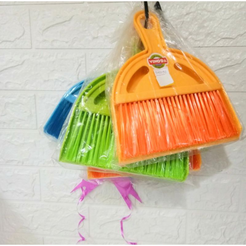 Jual sapu mini set VINODA /sapu mini serbaguna/sapu mobil | Shopee ...