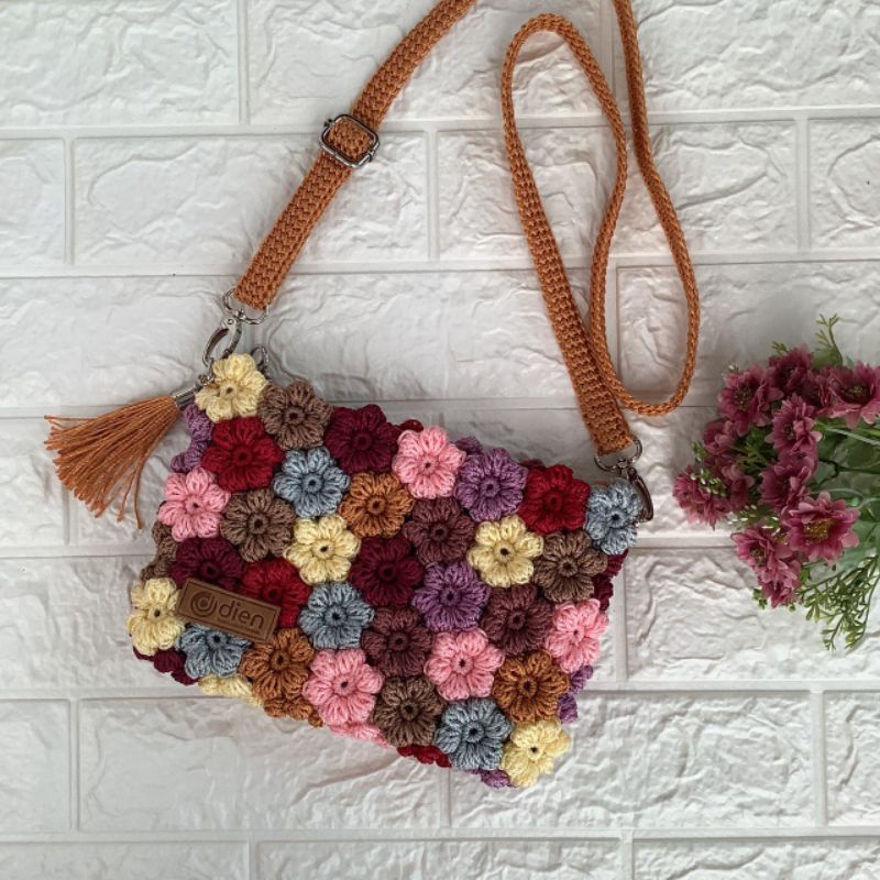 Jual ORIGINAL HANDMADE Dompet Rajut nilon POUCH PUFF BUNGA rajut nilon ...