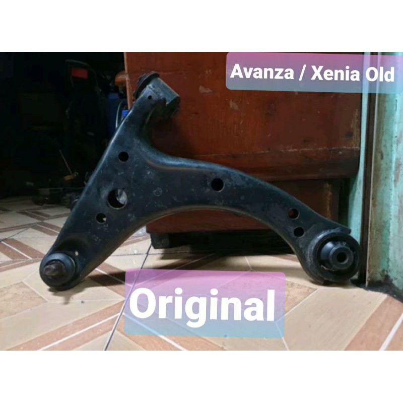 Jual Lower Arm Ball Joint Sayap Toyota Avanza Xenia 04-11 / All New ...