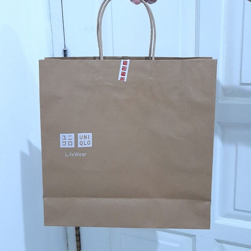 Jual PAPERBAG UNIQLO ORI M(UOM) | Shopee Indonesia