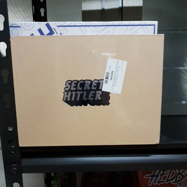 Jual Secret hitler board game card game | Shopee Indonesia
